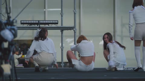 369151の作品 - JGirl Collection